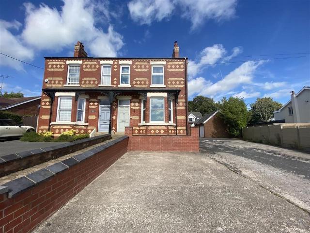 3 bedroom semi detached house to rent