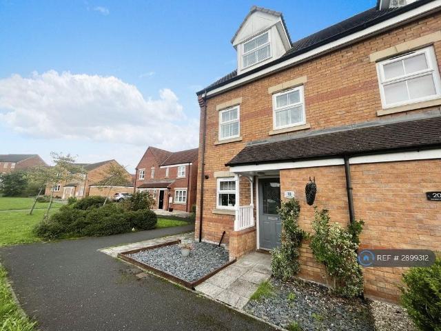 3 bedroom semi detached house to rent