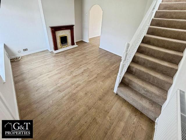3 bedroom semi detached house to rent