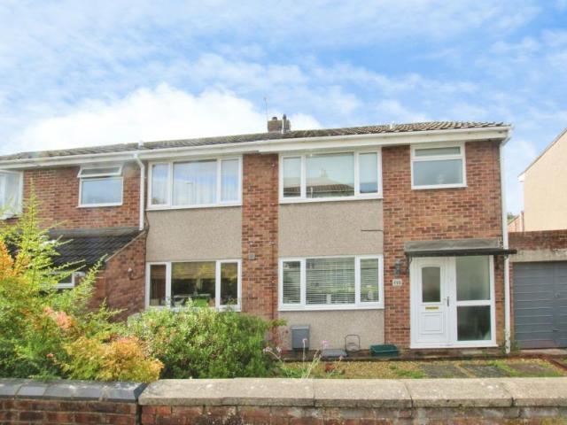 3 bedroom semi detached house to rent