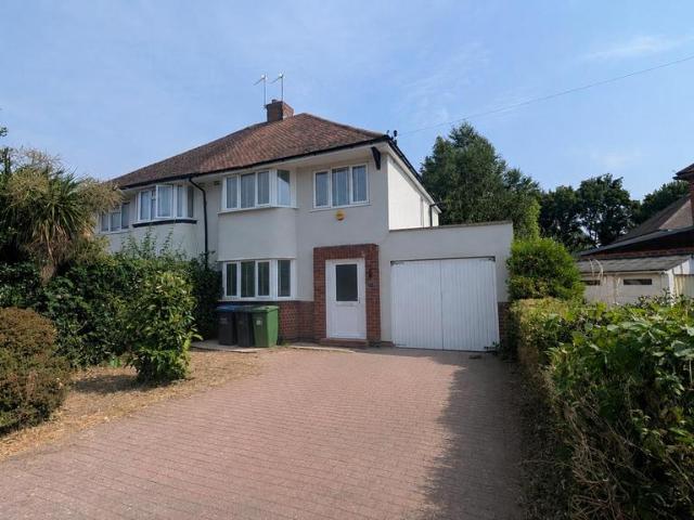 3 bedroom semi detached house to rent