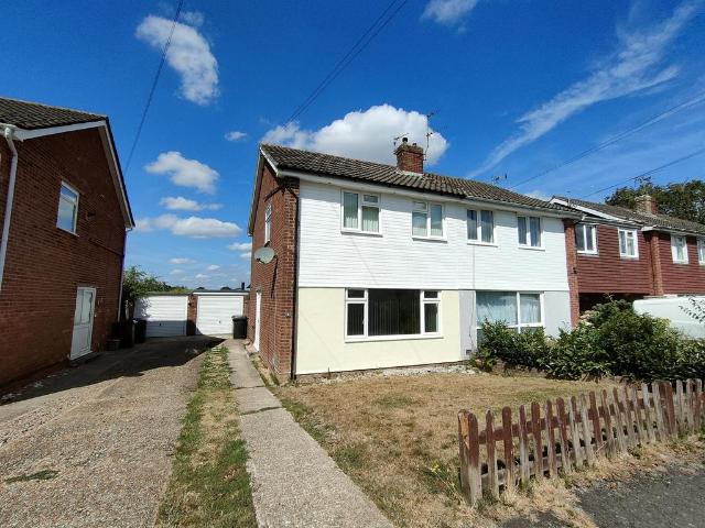 3 bedroom semi detached house to rent