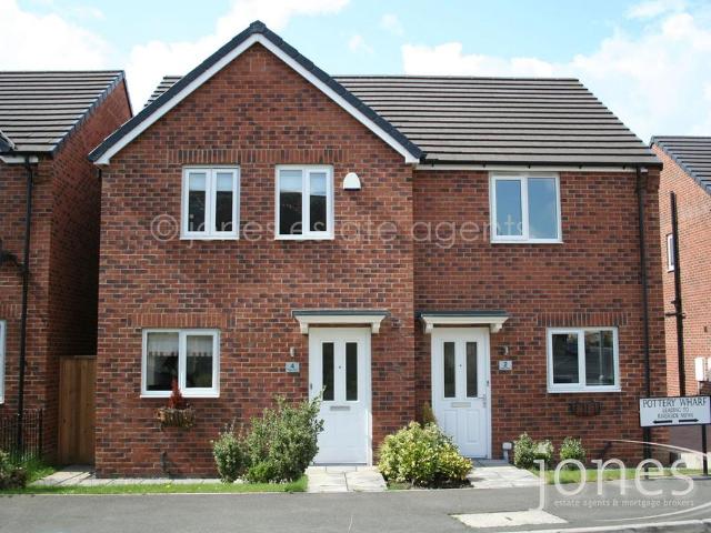 3 bedroom semi detached house to rent