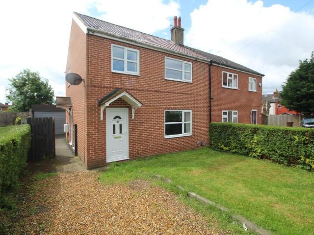 3 bedroom semi detached house to rent