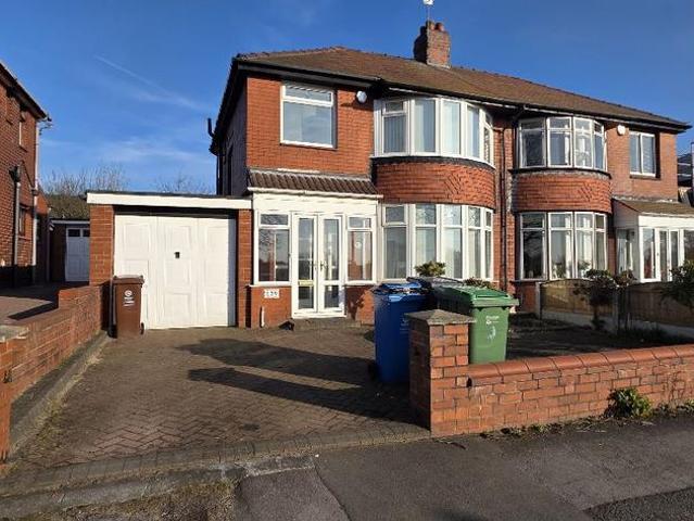 3 bedroom semi detached house to rent