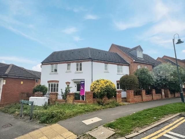 3 bedroom semi detached house to rent