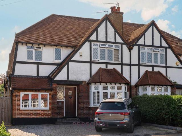 3 bedroom semi detached house to rent