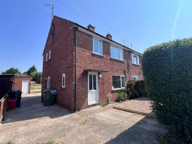 3 bedroom semi detached house to rent