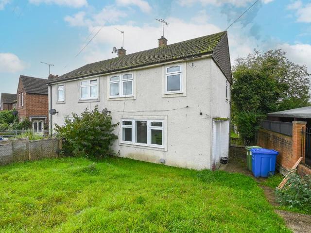 3 bedroom semi detached house to rent