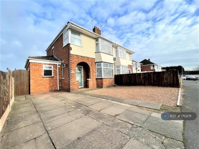 3 bedroom semi detached house to rent