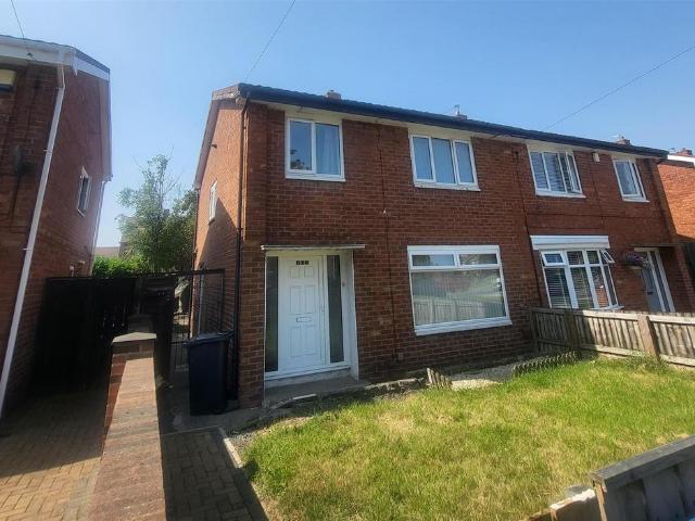 3 bedroom semi detached house to rent