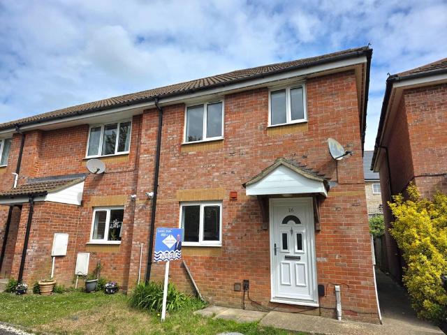 3 bedroom semi detached house to rent