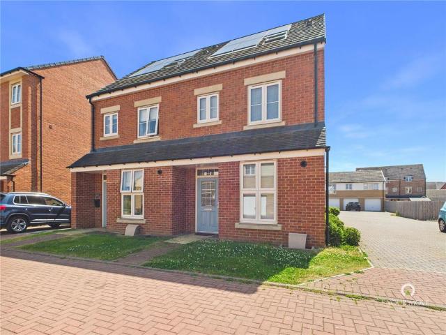 3 bedroom semi detached house to rent
