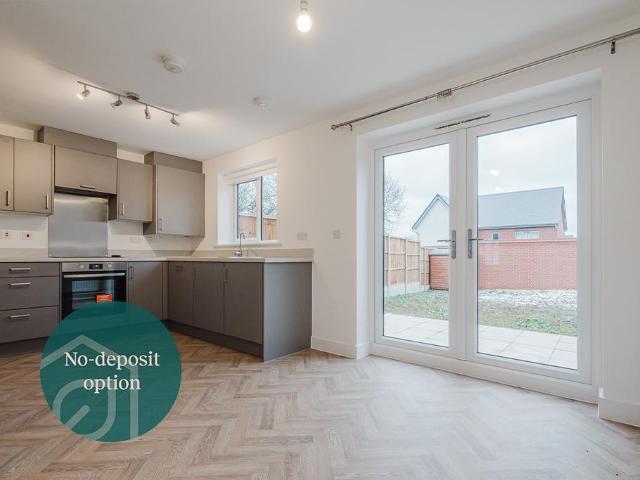 3 bedroom semi detached house to rent