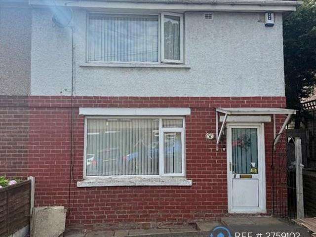 3 bedroom semi detached house to rent