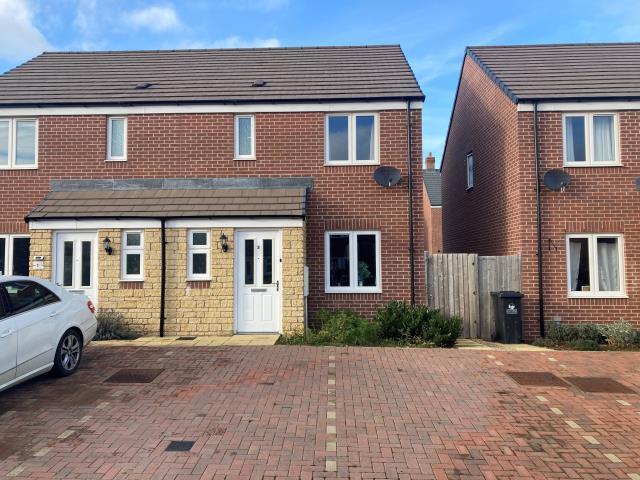 3 bedroom semi detached house to rent