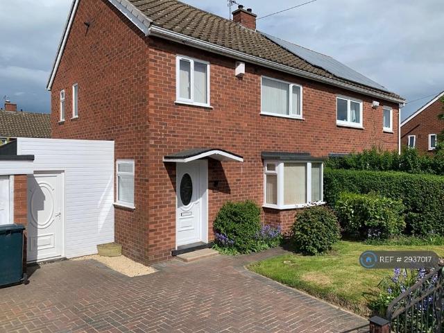 3 bedroom semi detached house to rent