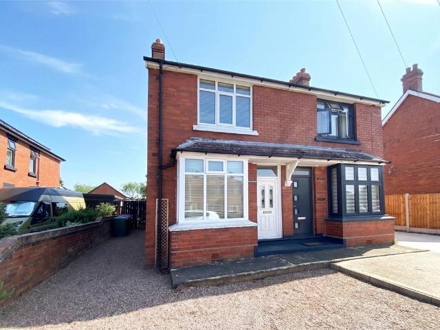 3 bedroom semi detached house to rent