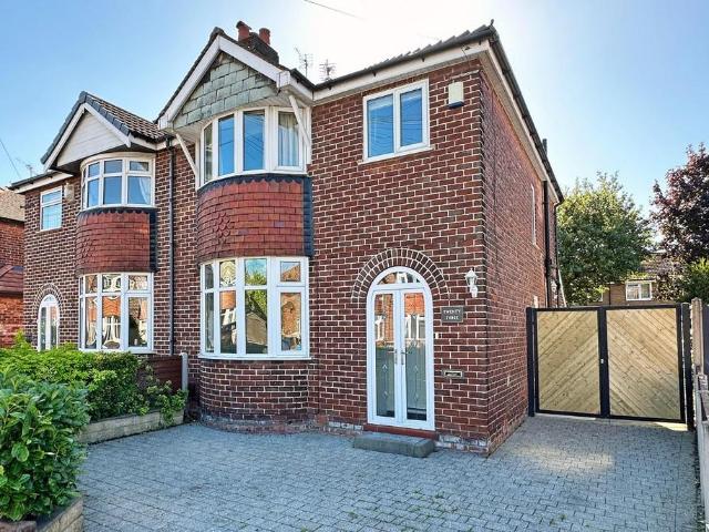 3 bedroom semi detached house to rent