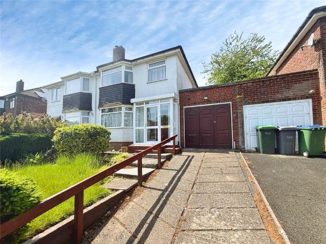 3 bedroom semi detached house to rent