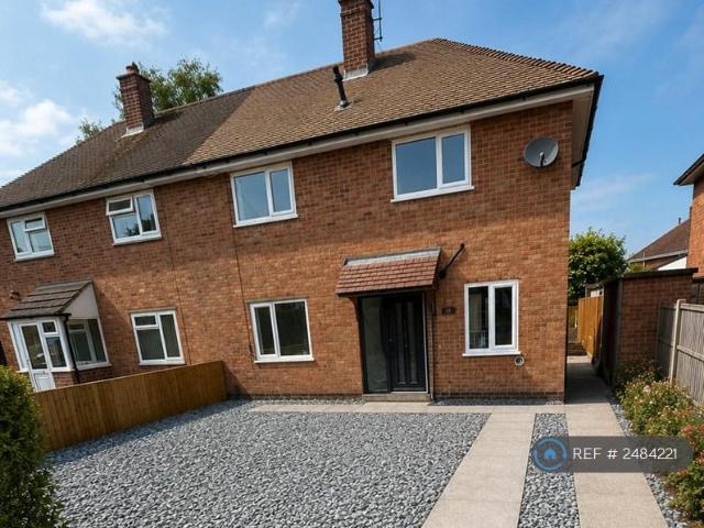 3 bedroom semi detached house to rent