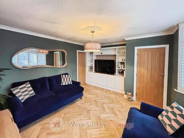 3 bedroom semi detached house to rent