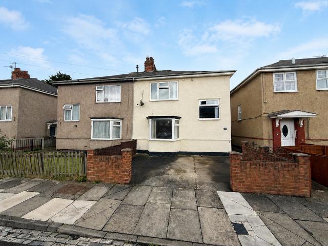 3 bedroom semi detached house to rent