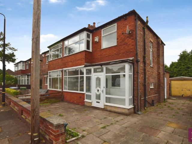 3 bedroom semi detached house to rent