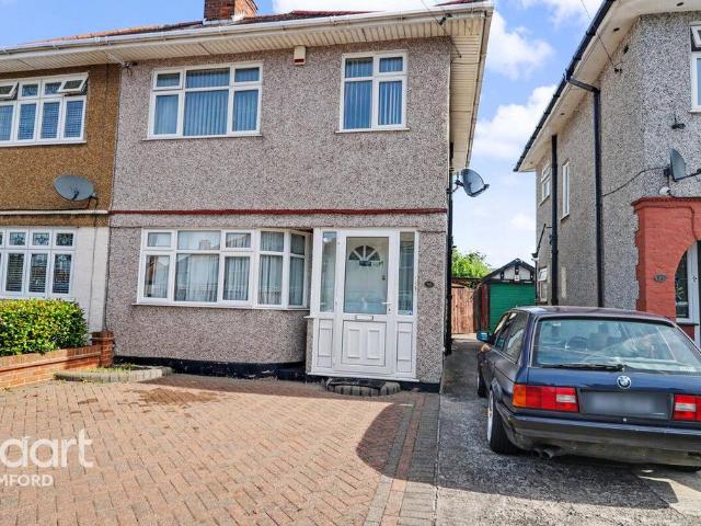 3 bedroom semi detached house to rent