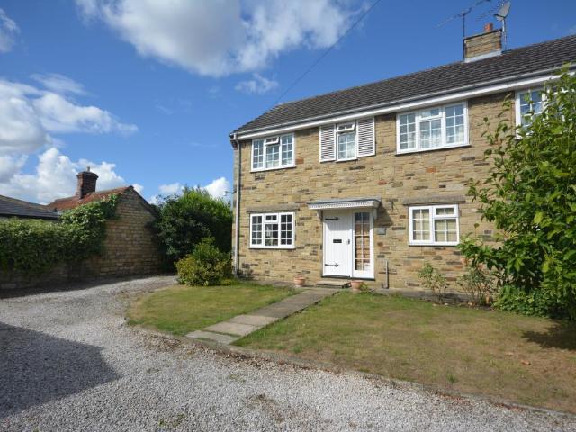 3 bedroom semi detached house to rent