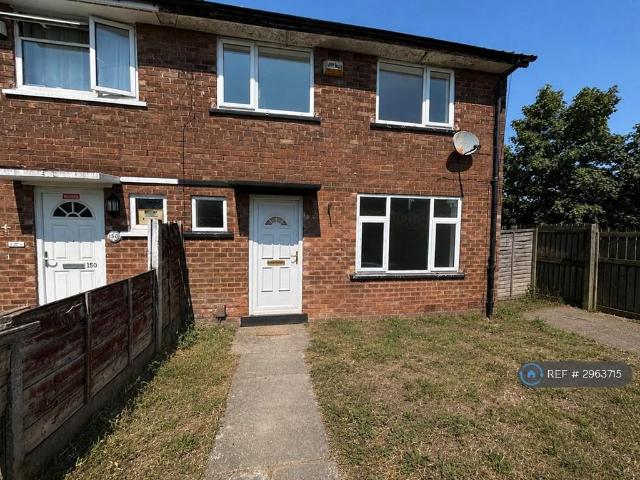 3 bedroom semi detached house to rent