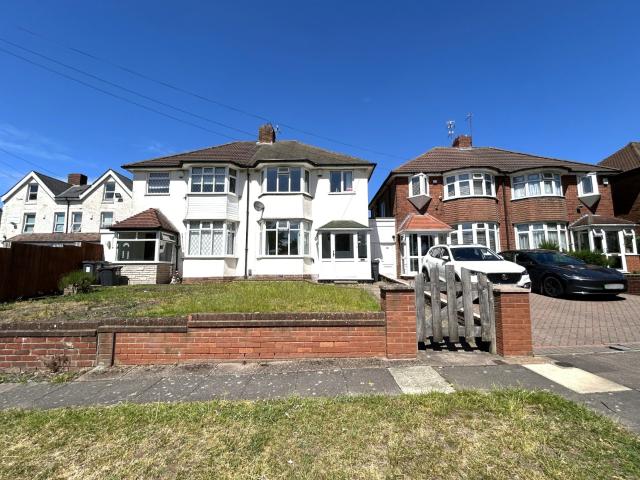 3 bedroom semi detached house to rent