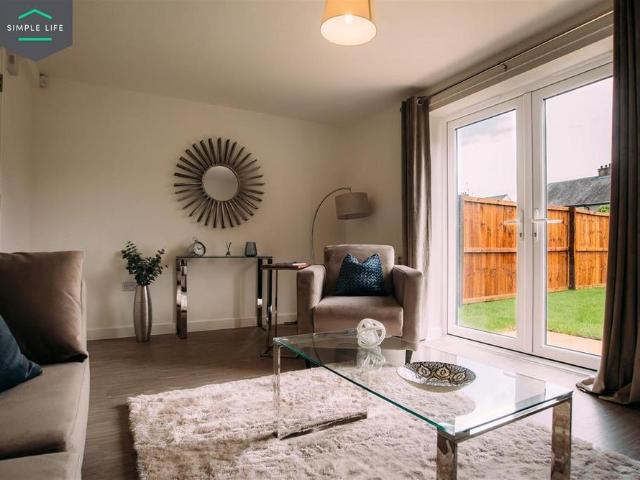 3 bedroom semi detached house to rent