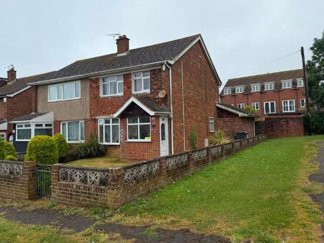 3 bedroom semi detached house to rent
