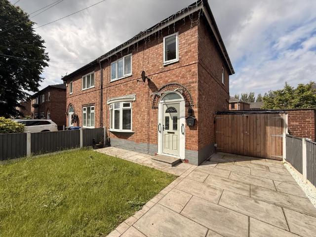 3 bedroom semi detached house to rent