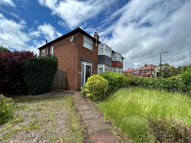 3 bedroom semi detached house to rent