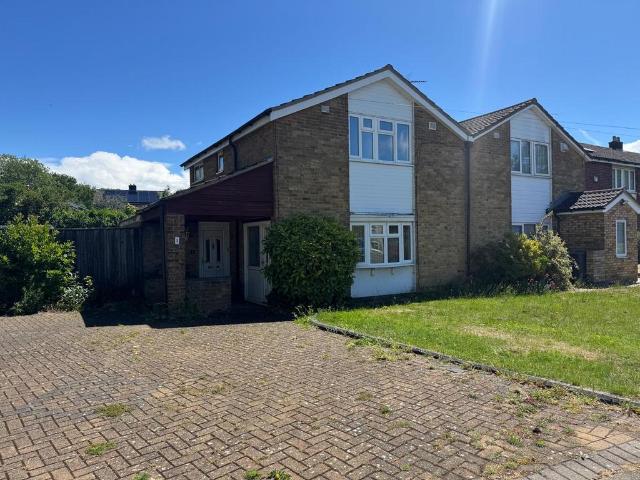 3 bedroom semi detached house to rent