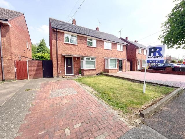 3 bedroom semi detached house to rent