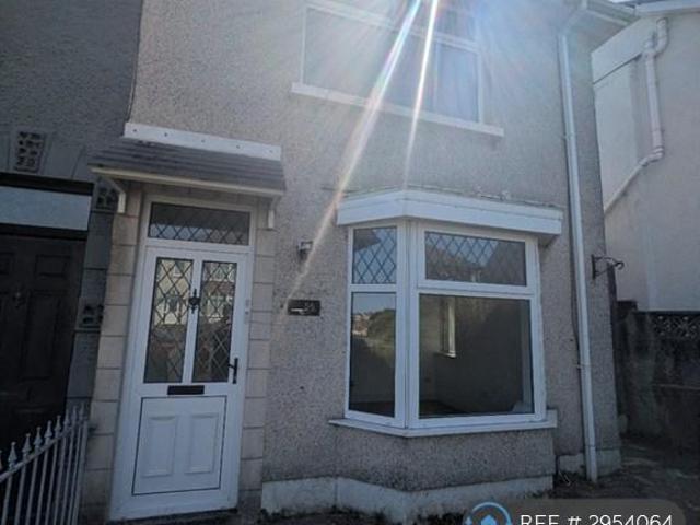 3 bedroom semi detached house to rent