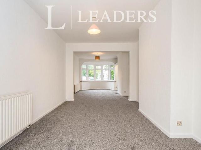 3 bedroom semi detached house to rent