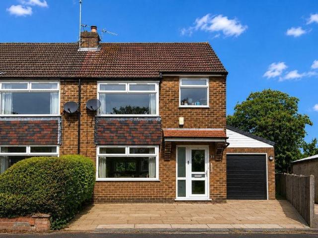 3 bedroom semi detached house to rent
