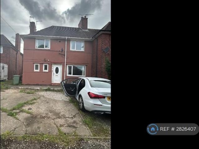 3 bedroom semi detached house to rent