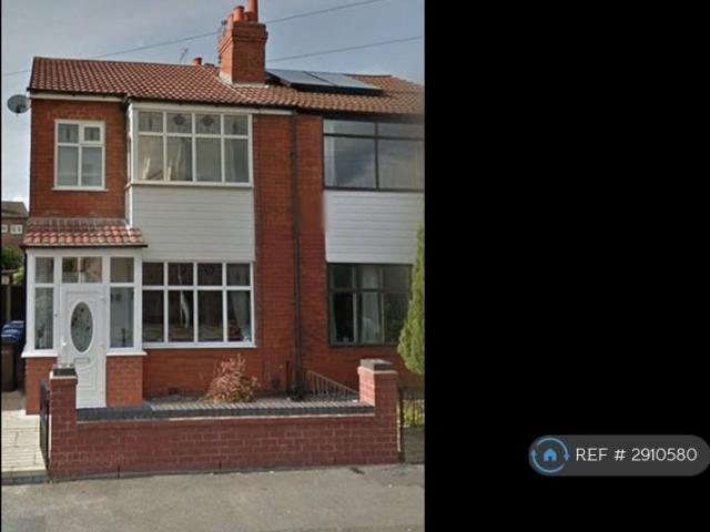 3 bedroom semi detached house to rent