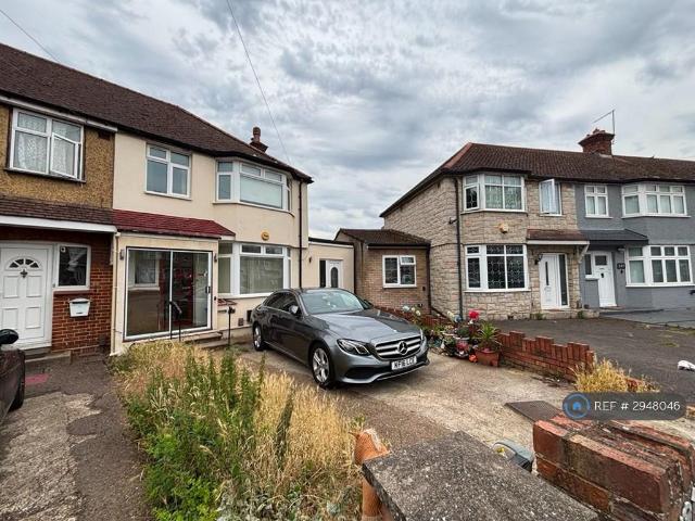 3 bedroom semi detached house to rent