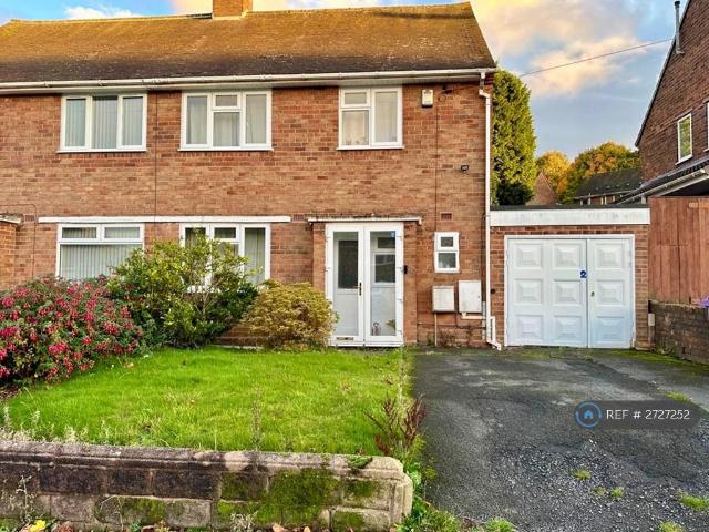 3 bedroom semi detached house to rent