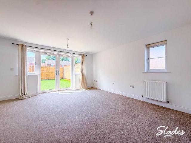 3 bedroom semi detached house to rent