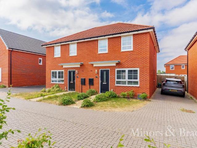 3 bedroom semi detached house to rent