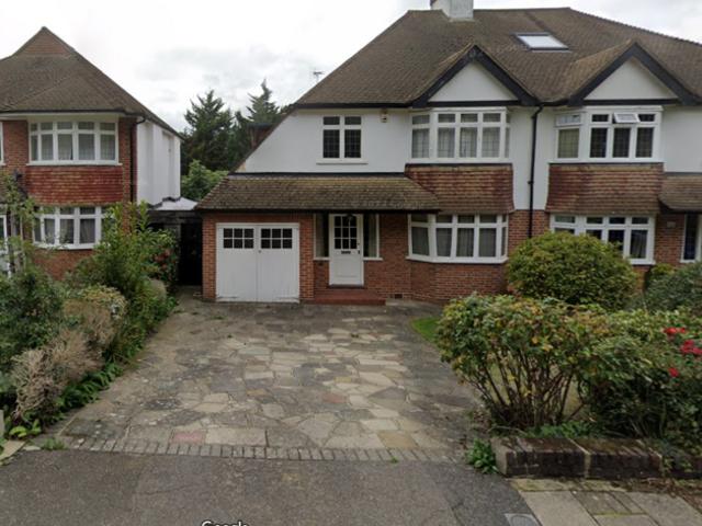 3 bedroom semi detached house to rent