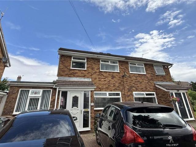 3 bedroom semi detached house to rent