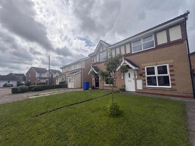 3 bedroom semi detached house to rent